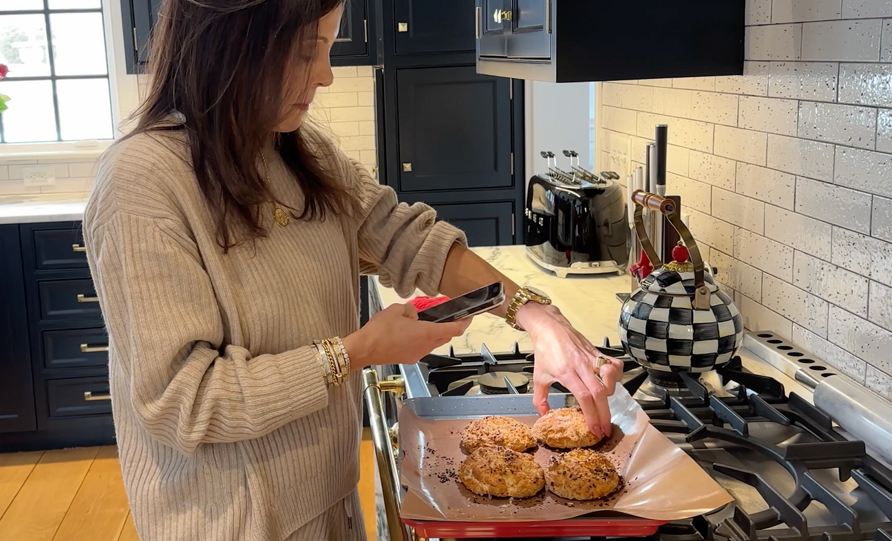 Bethenny Frankel’s Viral Cottage Cheese Bagel Recipe | Bethenny ...